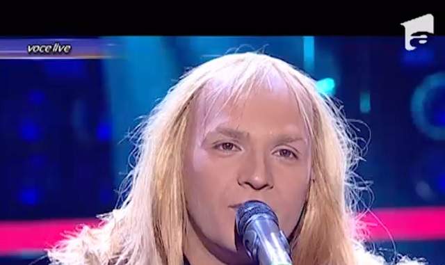 VIDEO Aşa nu l-ai văzut niciodată! Uite pe Andrei de la Alb Negru ...