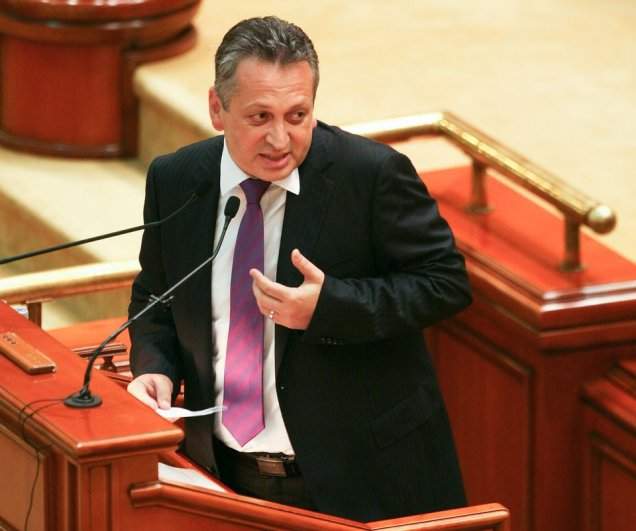 Relu Fenechiu, condamnat la cinci ani de închisoare | Spynews.ro