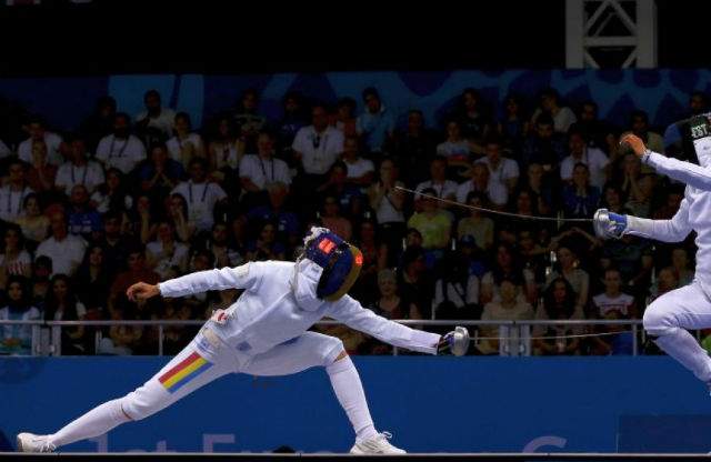 Scrima aduce primele medalii pentru România! Ana Maria Brânză, aur la ...