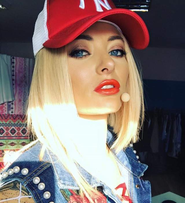 Este oficial! Delia a făcut anunţul mult aşteptat de către toţi fanii ...