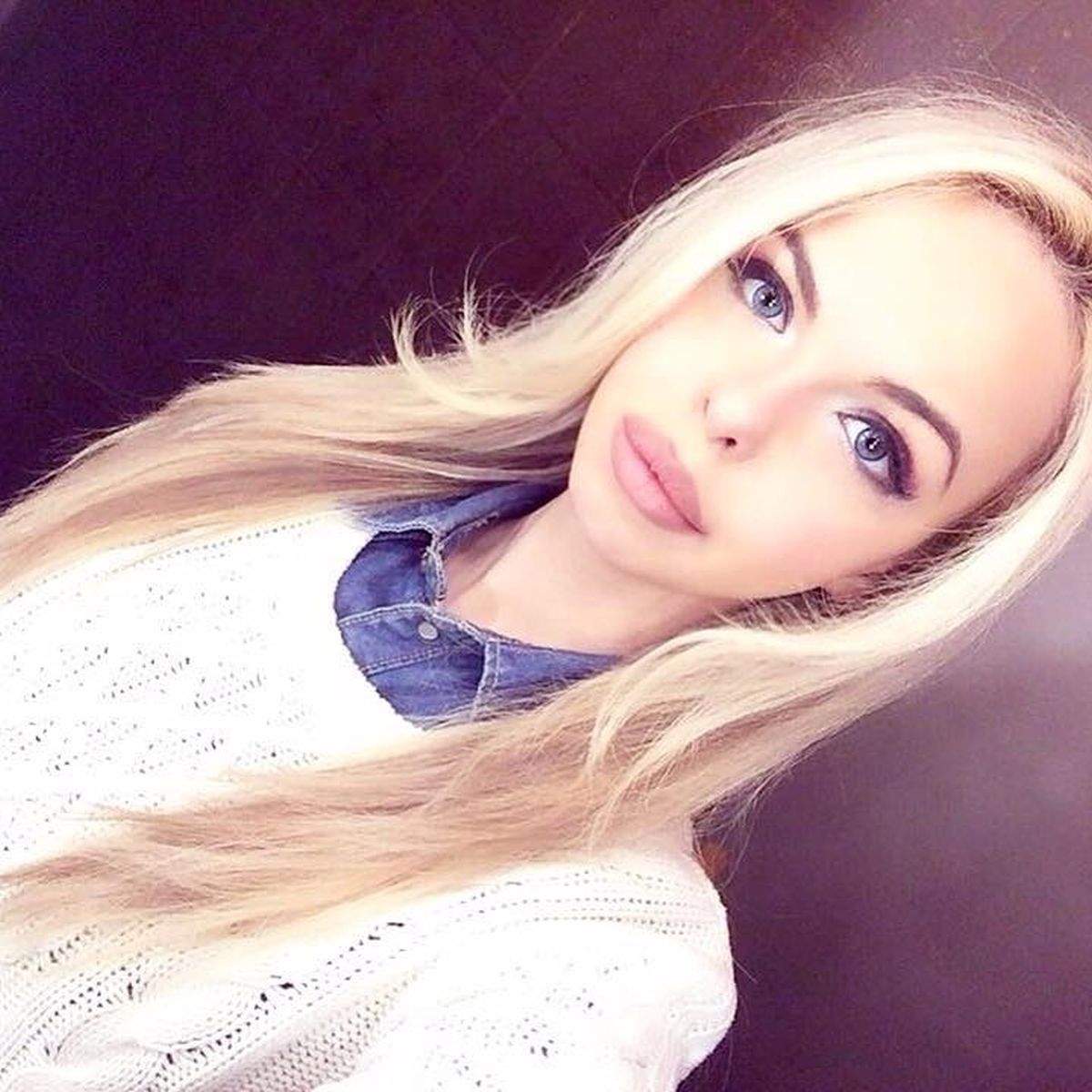 O Mai țineți Minte Pe „barbie De România” Blonda A Leșinat Pe Scenă La X Factor Dar Acum