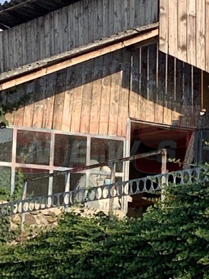 Imagini exclusive din casa groazei! Ce fac criminaliştii în aceste ...