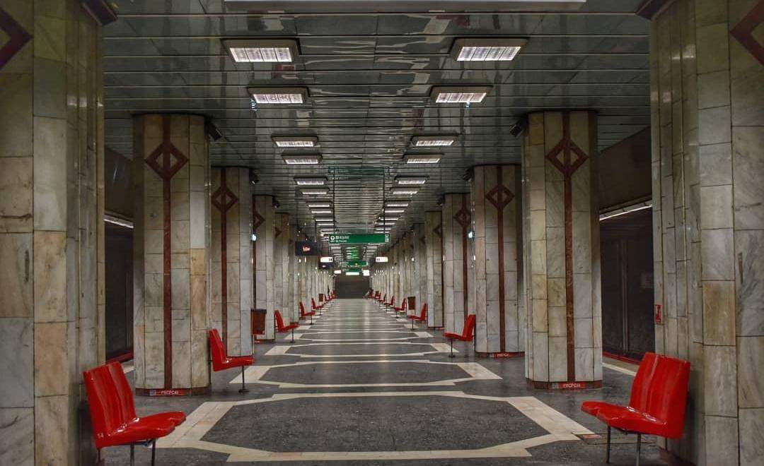 Tentativă de sinucidere la metrou! Incidentul a avut loc la stația ...