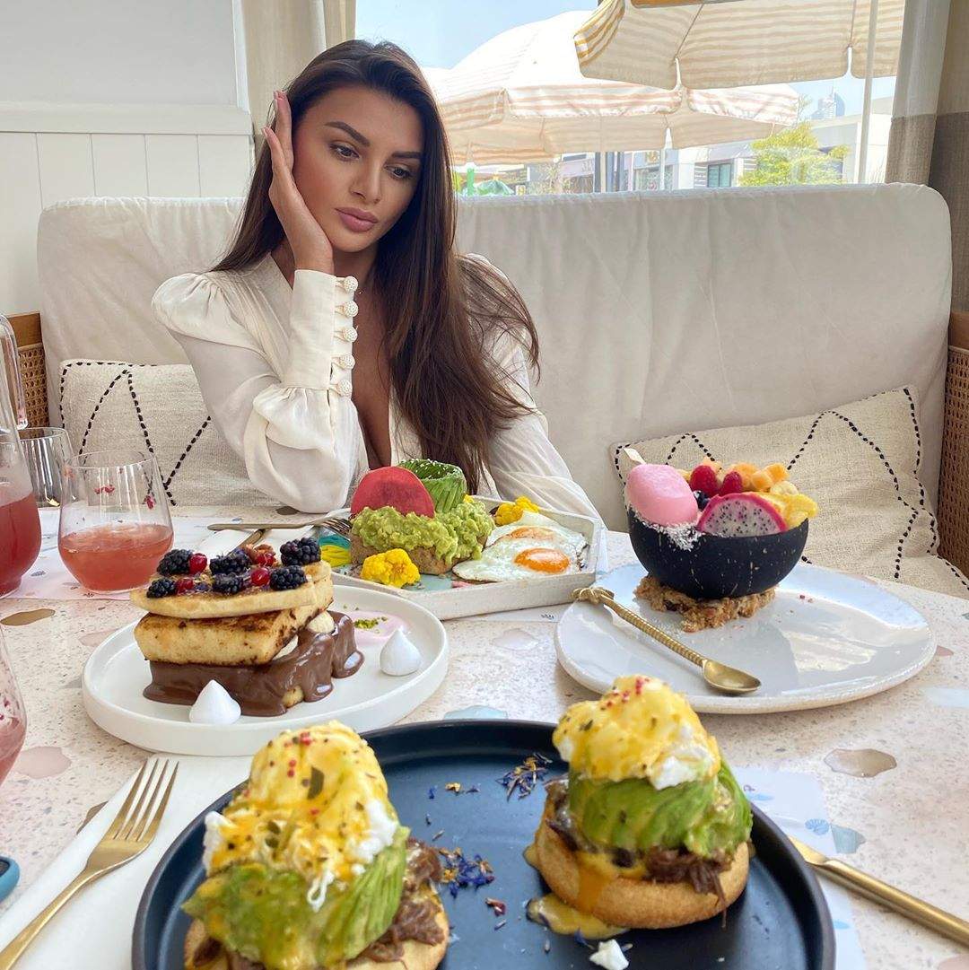 Cum a ajuns Ramona Gabor să aibă o viață de lux în Dubai? Nimeni nu s-ar fi așteptat la un ...