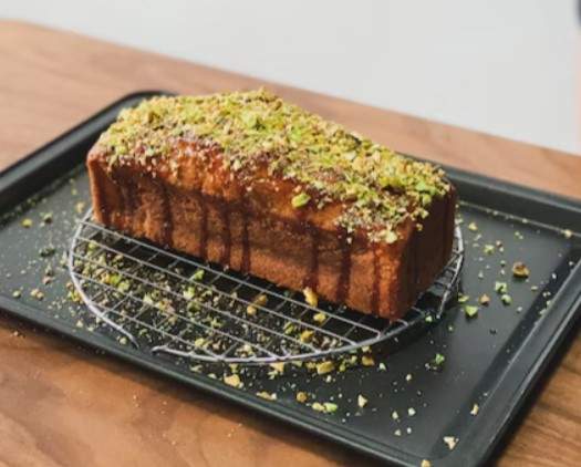 Rețetă de chec pufos cu fistic. Desert delicios și ușor de preparat ...