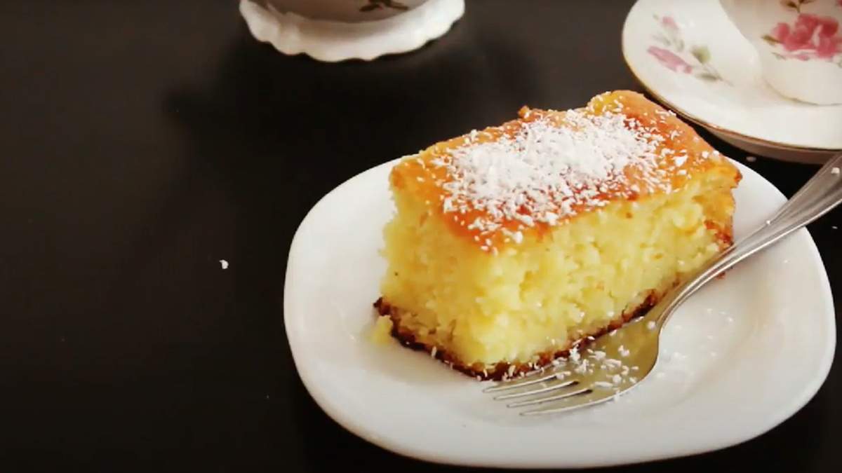 Rețetă simplă de prăjitură turcească cu griș și iaurt. Desert delicios ...