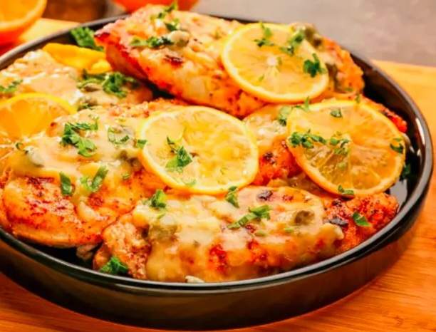 Rețetă de pui piccata. Un preparat italian gata în 30 de minute ...