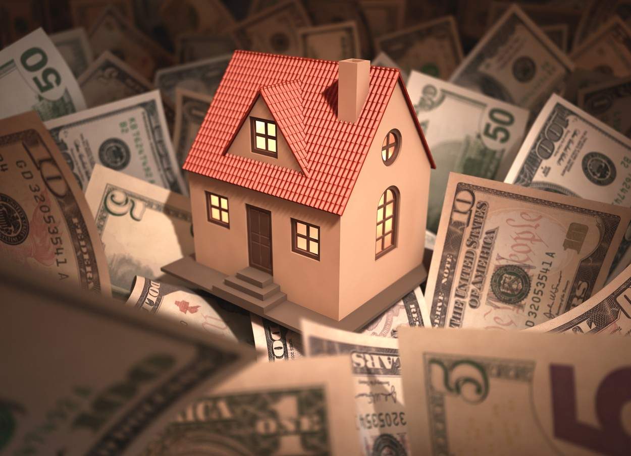 De ce toți românii trebuie să aibă bani cash în casă. Care este suma ...