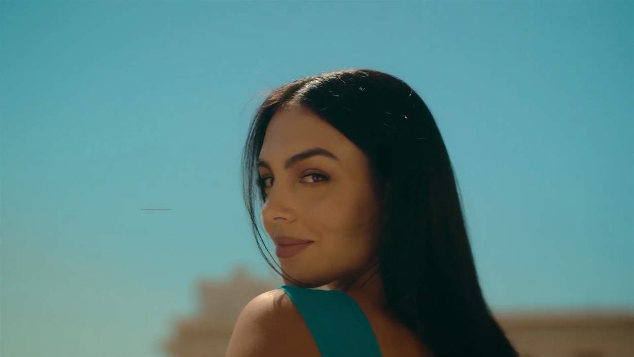 Cât cheltuie Georgina Rodriguez când merge la cumpărături. Suma este ...