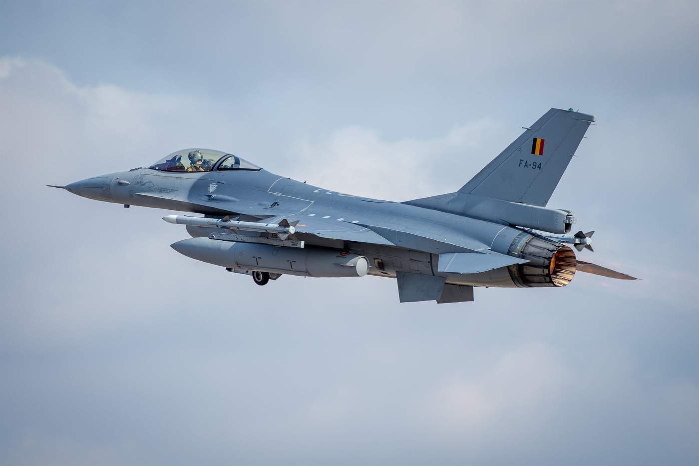 Rusia a atacat granița cu România! MApN a ridicat două avioane F-16 ...