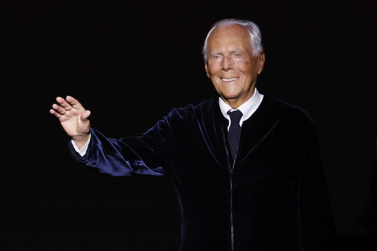 Povestea impresionantă a designerului Giorgio Armani care a ...